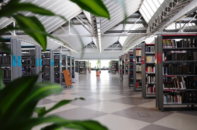 Biblioteca-CRAI - Galería de imágenes