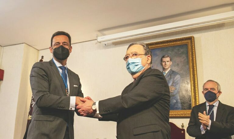 El catedrático de la UPO Eduardo Gamero, nuevo miembro de la Real ...